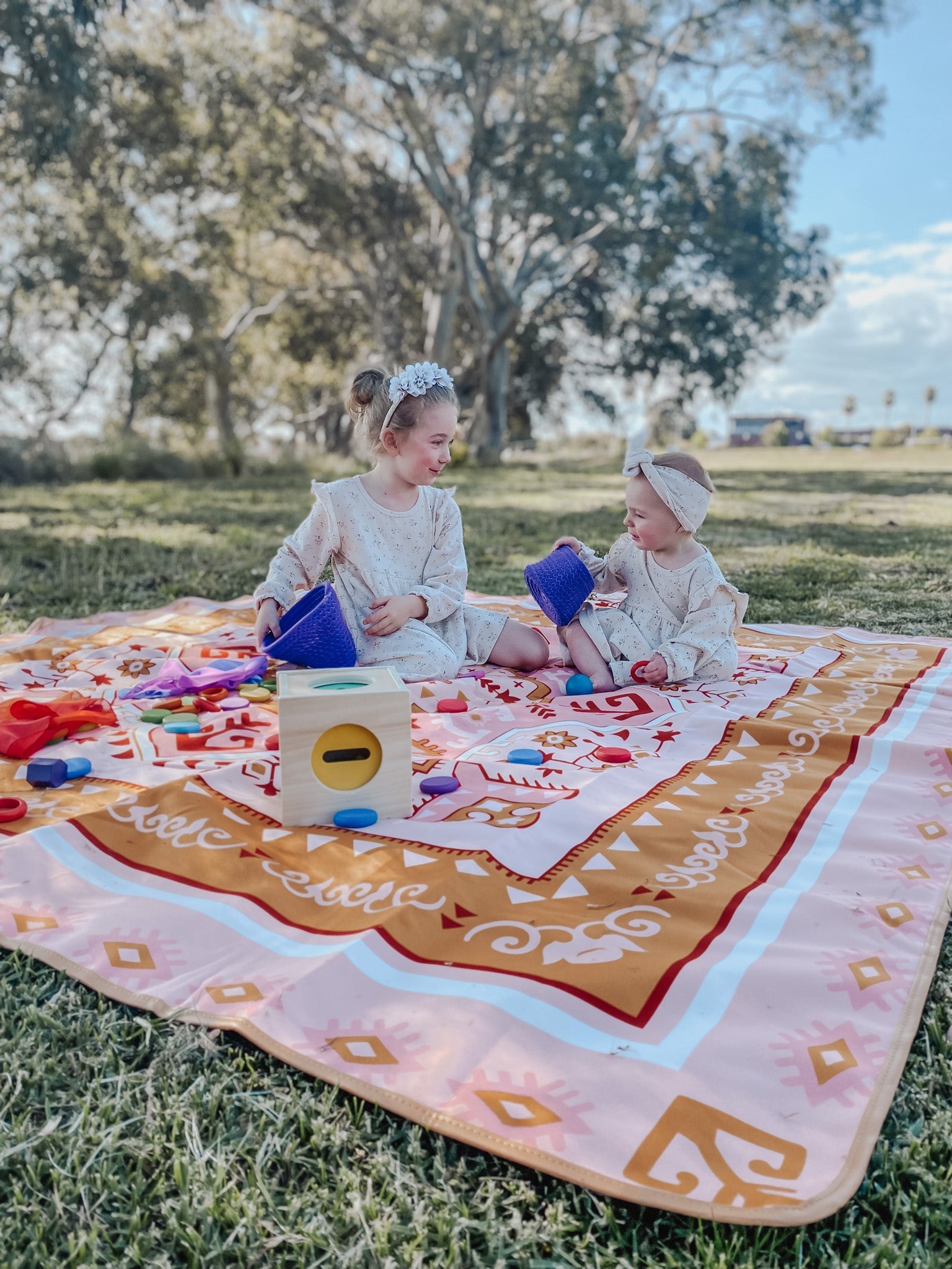Shop Picnic Blankets Online | Waterproof Double Sided Picnic Rugs ...