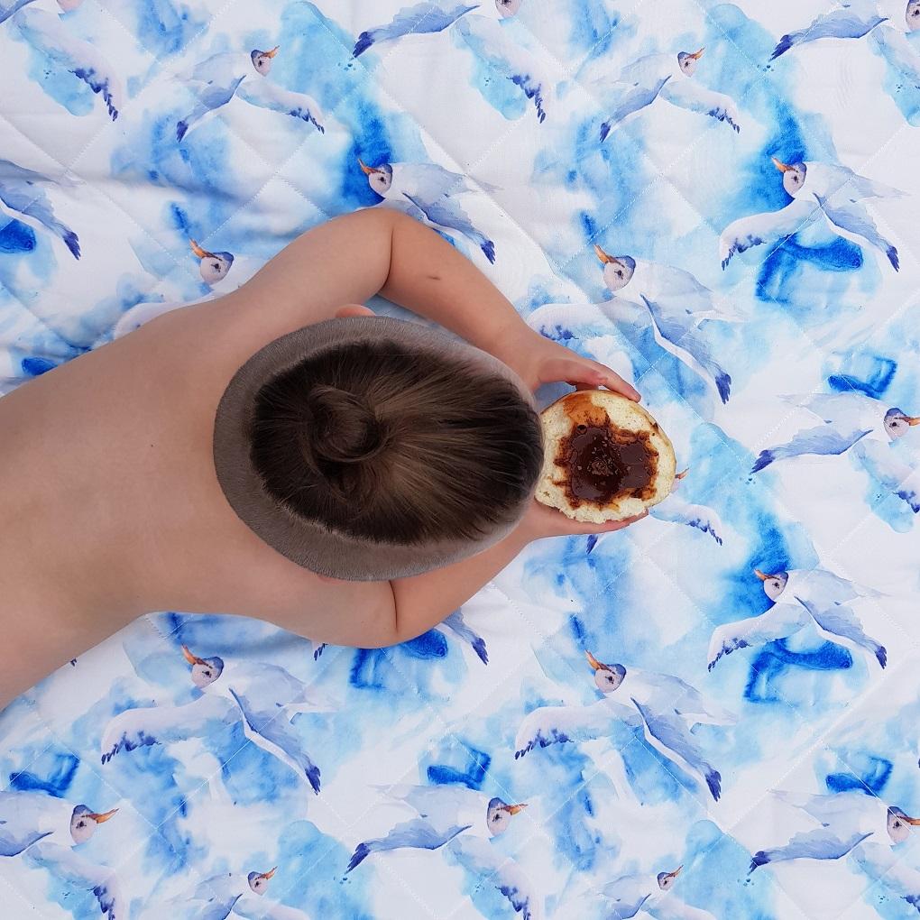 Shop Picnic Blankets Online | Waterproof Double Sided Picnic Rugs ...